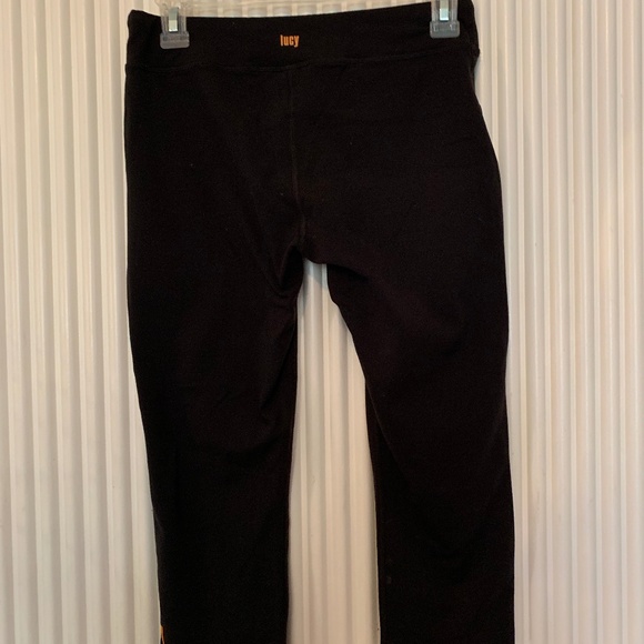 Lucy | Pants & Jumpsuits | Lucy Black Capri Workout Pants | Poshmark